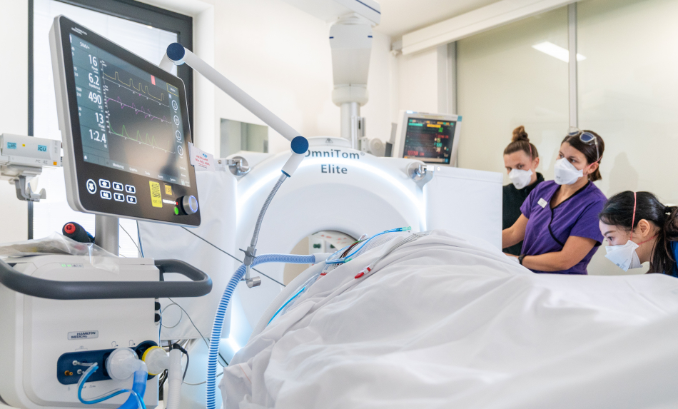 Australian-first brings life-saving technology to the bedside | Alfred ...